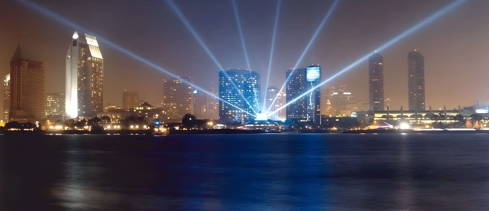Lighting Rentals - Skytracker Xenotech